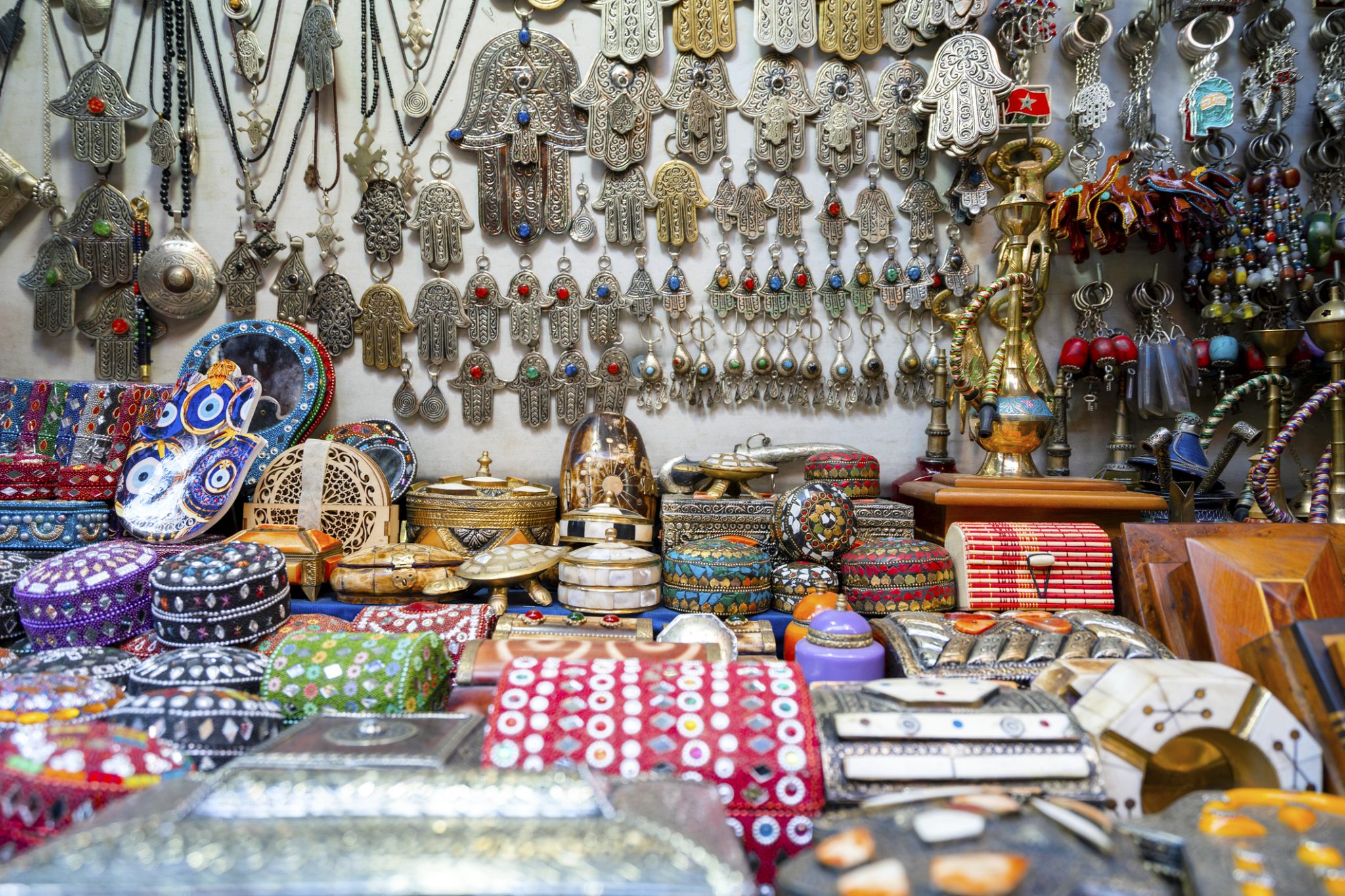À la découverte des souks du Maroc : Plongée au cœur de l'authenticité ...