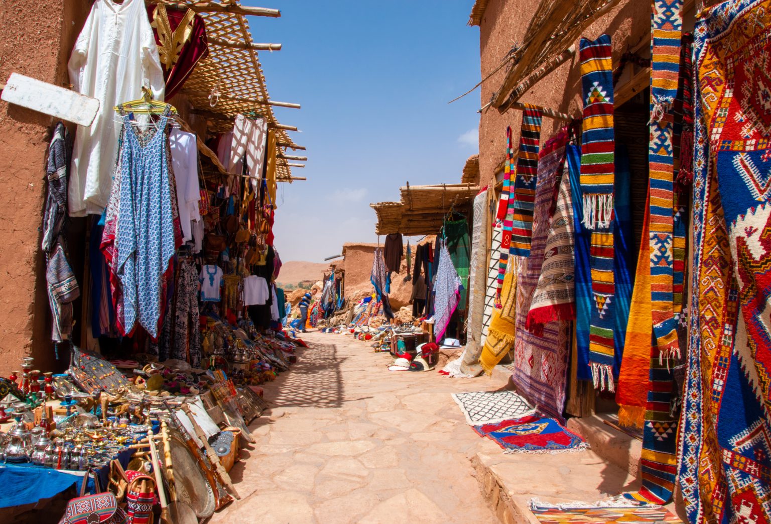 À la découverte des souks du Maroc : Plongée au cœur de l'authenticité ...